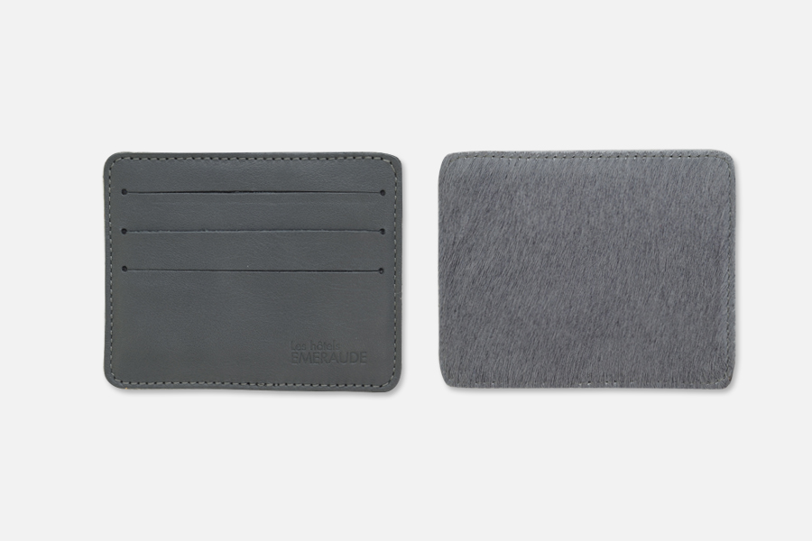 Custom cowhide card holder - Hotel Gift Selection