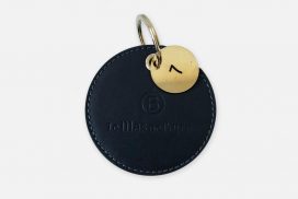 Luxury custom round keyrings - Hotel Gift Selection