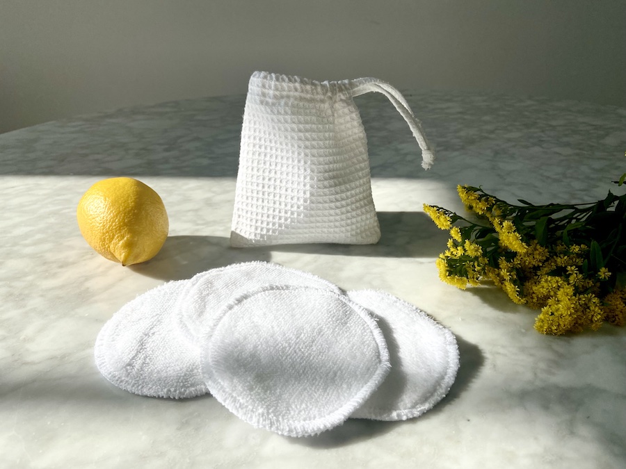 Custom makeup remover pads - Hotel Gift Selection